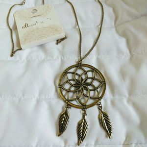 Altar'd State | Jewelry | New Altared States Boho Dreamcatcher Necklace ...